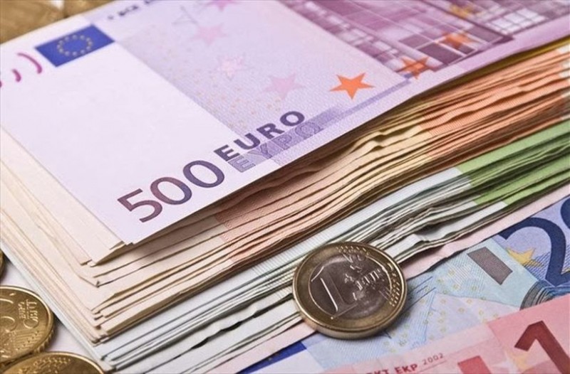 Αυτά είναι τα επιδόματα που δικαιούσαι και ΔΕΝ ΤΟ ΞΕΡΕΙΣ ...